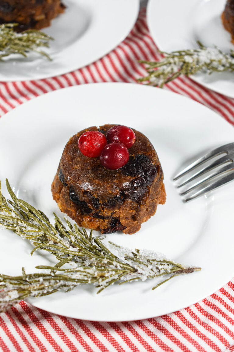 Mini Christmas Pudding Recipe • baste cut fold