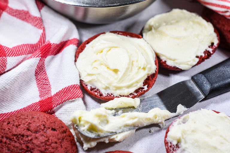 Cream Cheese Frosting Recipe with Spreadable Cream Cheese (Soft Cheese ...