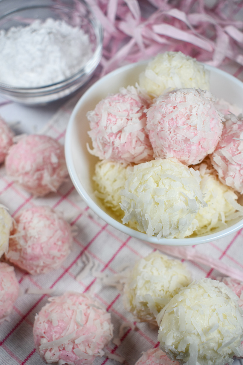 Bunny Tail Easter Truffles • baste cut fold