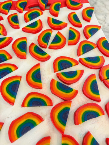 Rainbow Cookies • baste cut fold